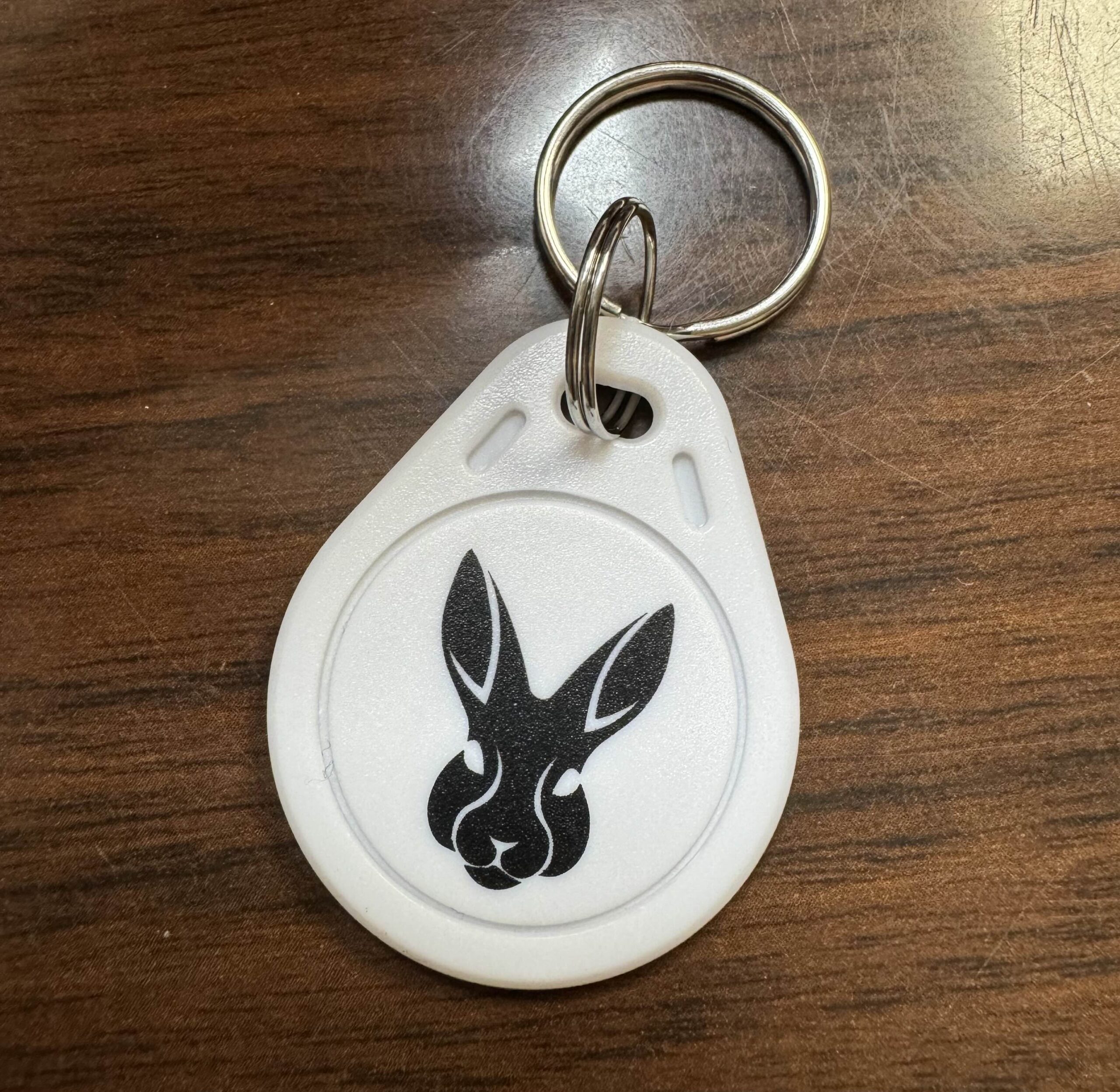 Writable Atmel T5557 RFID Keychain Tag – Rabbit-Labs